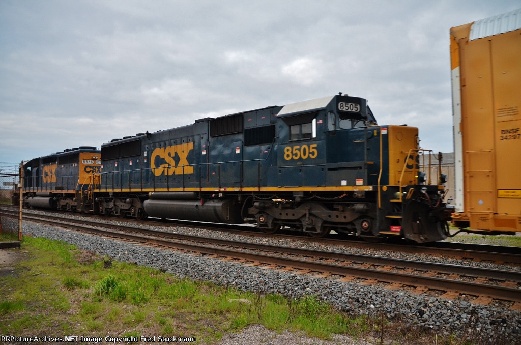 CSX 8505 throws it's muscle into the project
